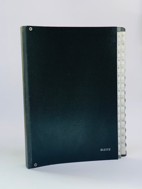 LEITZ SIGNATURE BOOK – AL NAHAR STATIONERY